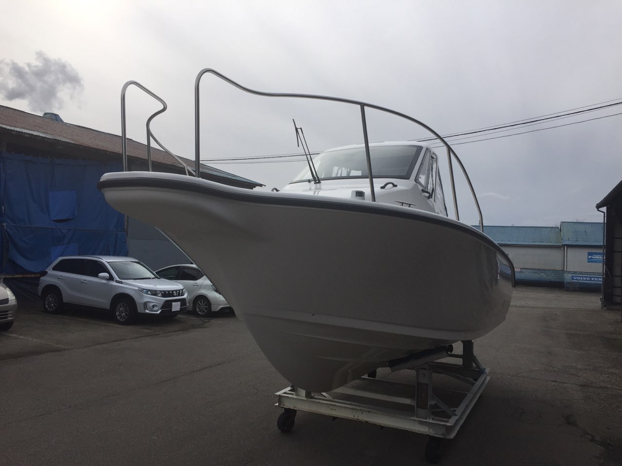 新艇・中古艇販売